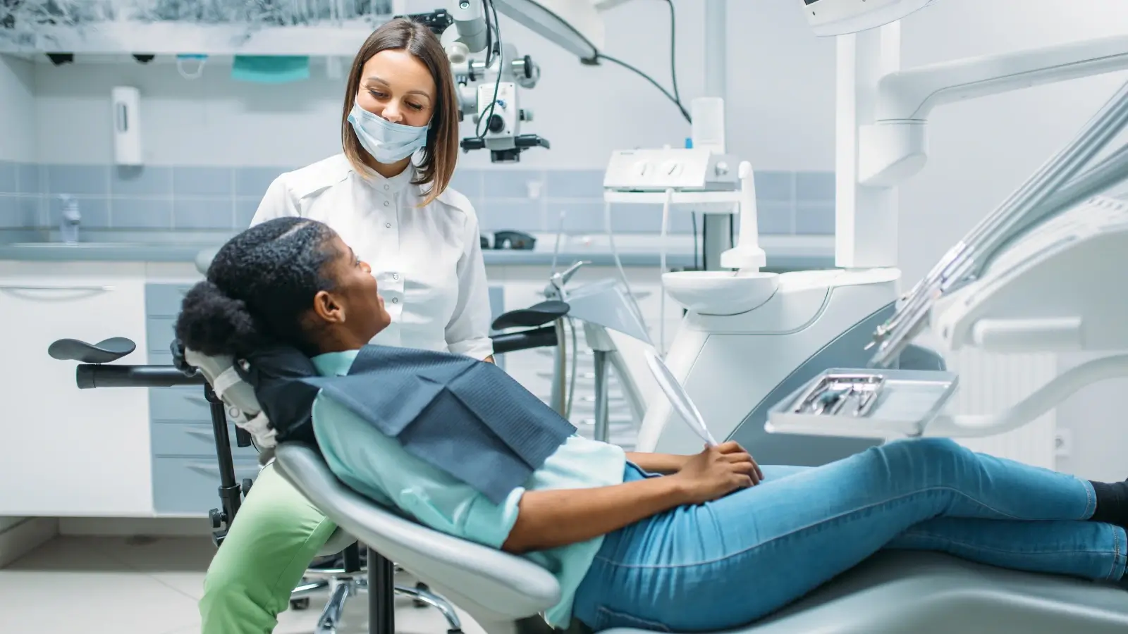 Signs of Gum Infection After a Root Canal Explained